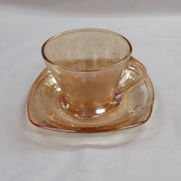 40s 50s 60s Glass | Dining | Jeannette Glass Iridized Floragold Louisa ...